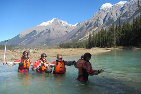 7 Things Only An Adventurous Person Would Understand – Alpine Rafting